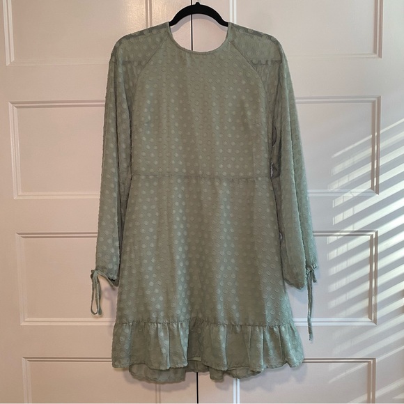 Gilli | Dresses | Ntw Gilli Womens Sage Green Ruffled Midi Dress Polka ...